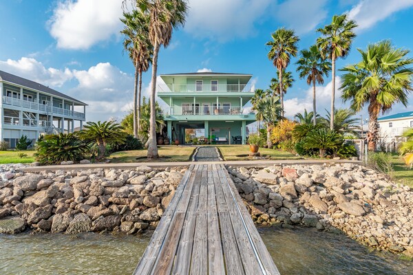 Bayfront Breeze - A Fishing Paradise W/ 325' Dock - League City