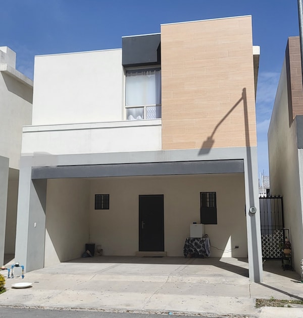 House Near The Airport - 구아델로프