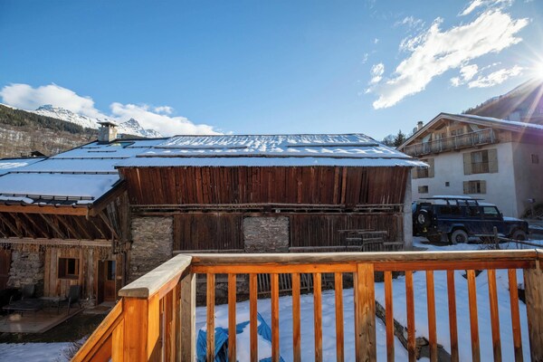 Chalet Mil, Beautiful Refurbished Chalet In Meribel Chandon - Méribel