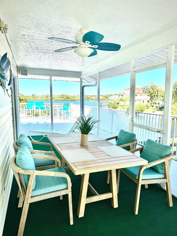 Delightful 3-bedroom House In Gibsonton With Wifi Access - Tampa