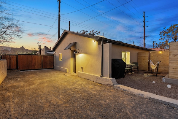 Stay At The Cozy Lofts At Arno! Unit A - Albuquerque, NM