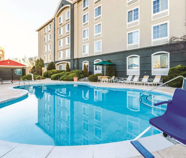 Charming Double Room At La Quinta Inns, Outdoor Pool, Near Wineries - 2 Units - Palisade, CO