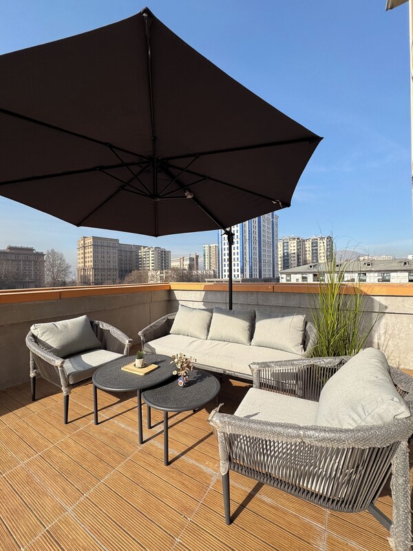 Urban Sanctuary In The Heart Of Dushanbe W/stunning Views Steps From Rudaki Park - Dushanbe