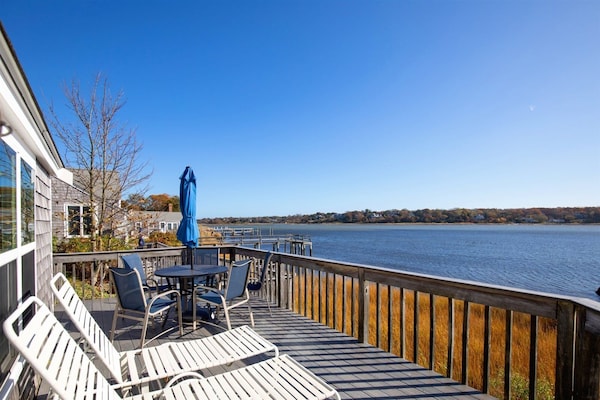 2025 Topsail: Delightful Waterfront Cottage On Town Cove, Pet Friendly! - Eastham, MA