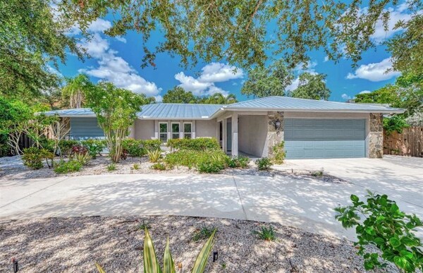 3-bedroom House In Awesome Sarasota With Wifi, Ac. Enjoy Your Stay - Sarasota