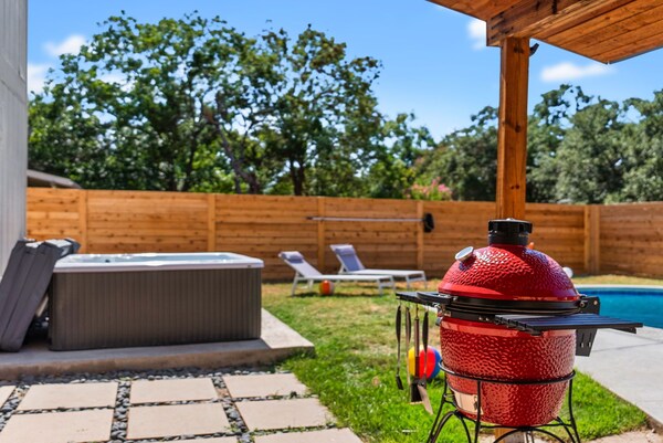 New Remodeled 4br - Pool+jacuzzi+pooltable+karaoke Stage+arcades Near Domain - Cedar Park, TX