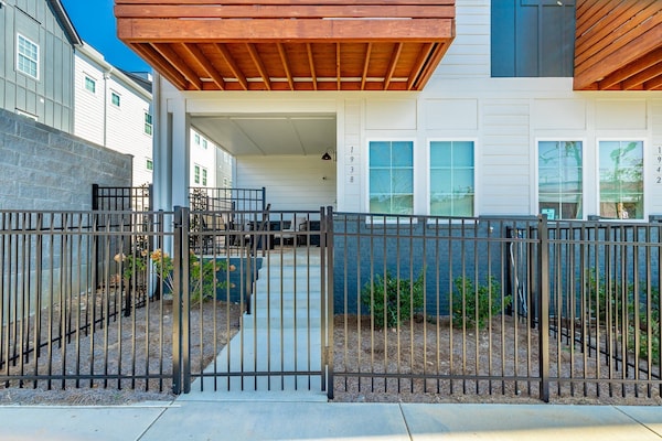 The Bluebell Getaway-a Pmi Scenic City Rental - 채터누가
