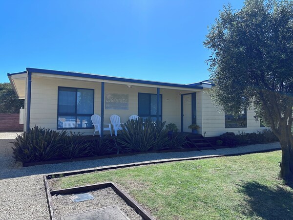 Serenita Home Away From Home ️ - Robe