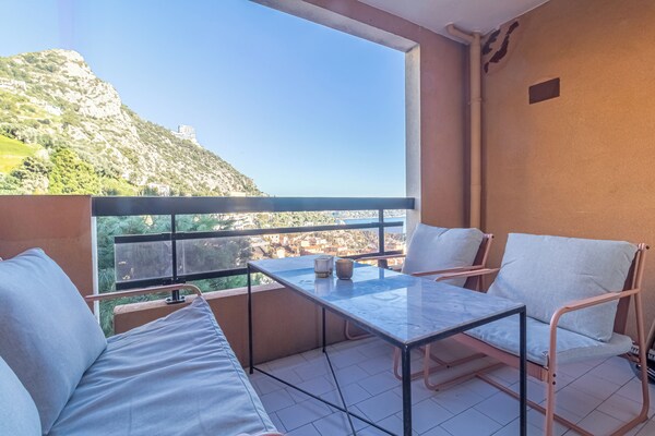 This Condominium Is A 1 Bedroom(s), 1 Bathrooms, Located In Beausoleil, Al. - Cap-d'Ail
