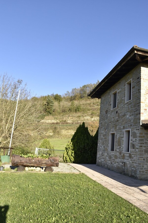 Oasis Of Tranquillity For The Whole Family With Pets. Langhe, Northern Italy - Provincia di Cuneo
