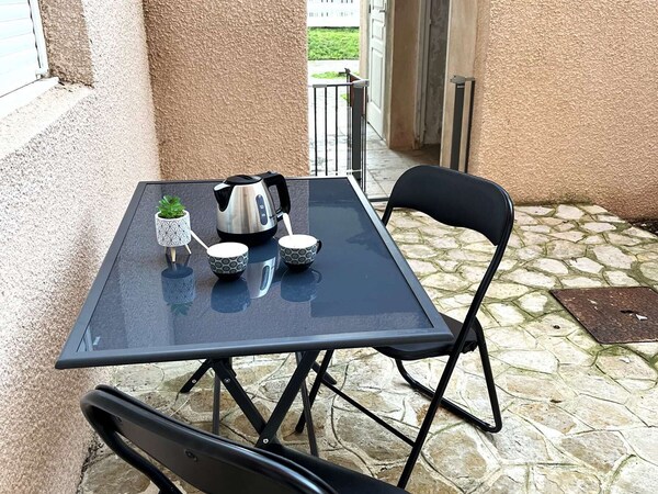 Studio Climatisé Avec Piscine Et Parking à Saint-florent - Plage du Lotu