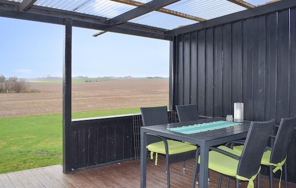 Stunning Home In Hammenhög With Sauna - Simrishamn