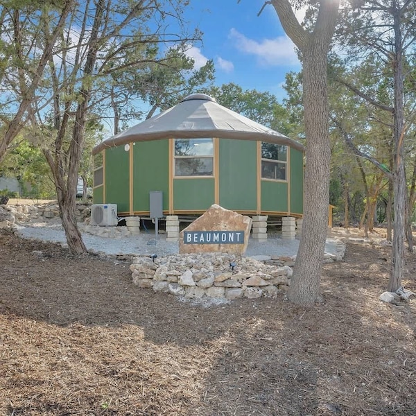 Beaumont: Hill Country Luxury Yurt-cabin I Hot Tub - Canyon Lake, TX