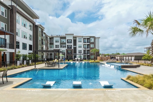 Luxury 1bd/1ba Near Airport 6833 - Cedar Creek, TX