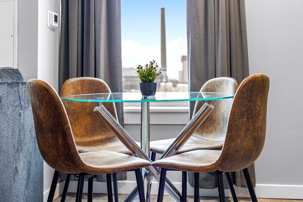Pleasant 1br Near Encore Boston 4043 - MIT, Cambridge