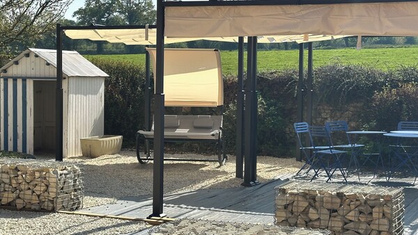 Le Bocage: Your Charming Retreat In Normandy. - Carentan