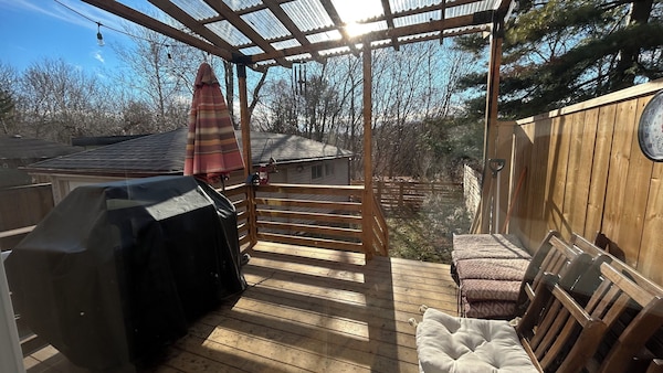Charming 3-bedroom House In Fantastic Toronto With Wifi, Ac - Mississauga