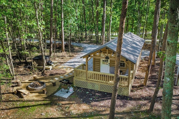 Woodland Cabin Retreat: Relax With Modern Touches - Mentone, AL