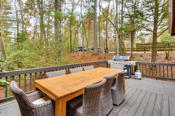 1 Mi To Beach: Lake Rabun Home W/ Carriage House - Tallulah Falls, GA