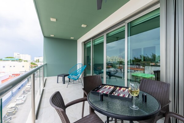 2br Condo W/rooftop Pool - Isla Mujeres