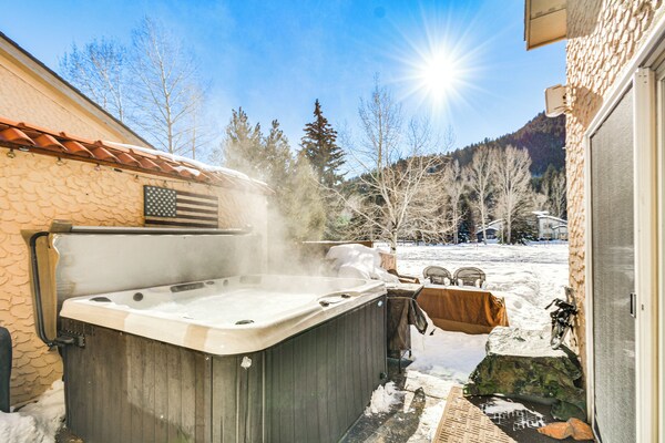 Mtn-view Patio & Hot Tub: Home In Avon - Avon, CO