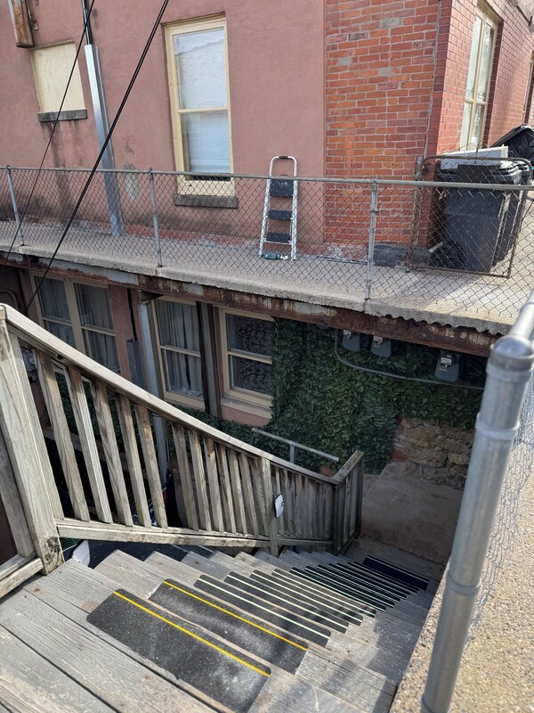 Two Bedroom Apartment Overlooking Main Street With One Designated Parking Spot - Galena, IL