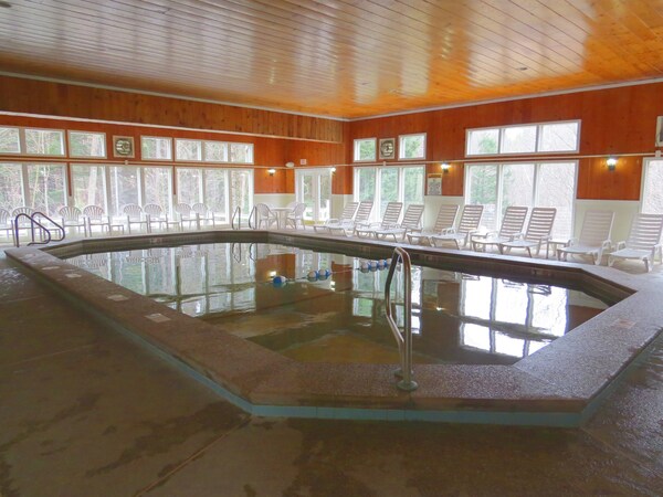 Official Seasons Rmc Condo 15a - 2 Bedroom - Sleeps 8 - Dog Fees - Jackson, NH
