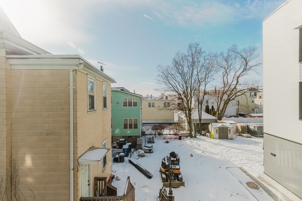 Blueground | Somerville, Gym & Ac, Nr Assembly - Cambridge