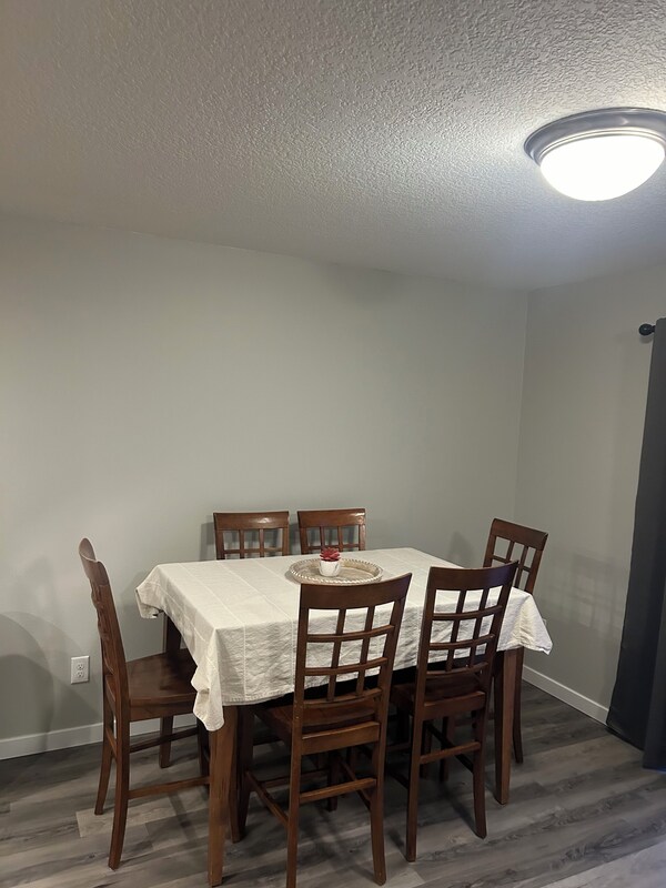 Charming 3-bedroom Retreat In Hazel Dell, Wa  Your Perfect Getaway! - Vancouver, WA