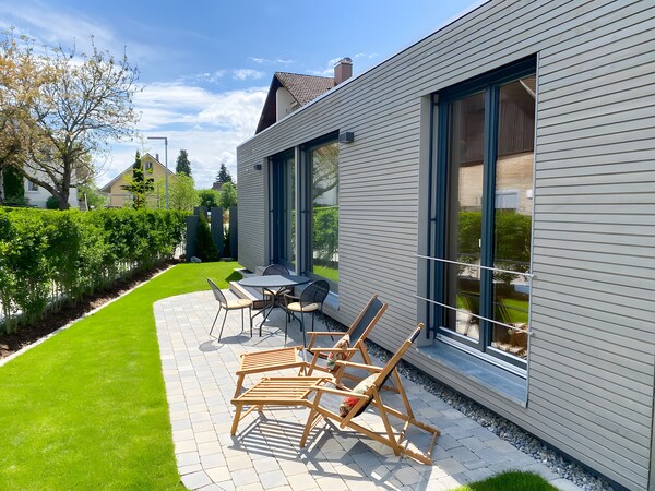 Chalet Eins Mit Privater Terrasse, Privatem Garten Und Wifi - Meckenbeuren