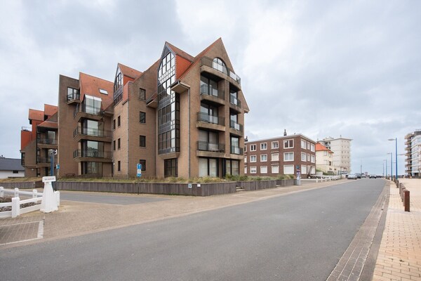 Appartement Avec Un Emplacement Privilégié - Nieuport