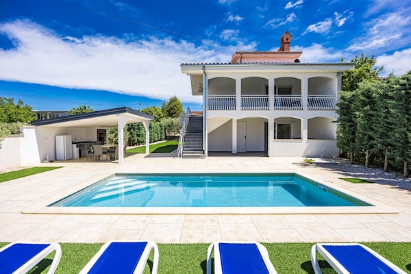 Relaxing Villa Near Porec With Pool - Susanne - Poreč