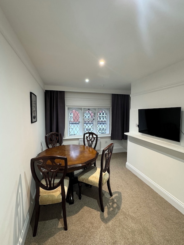 City Centre Ensuite Rooms--landmark-close To Docks/stadium - Beaulieu