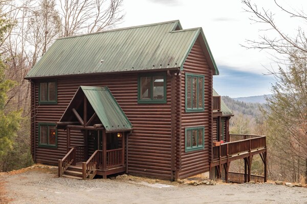 Cozy Carolina Cabin S - W. Kerr Scott Lake