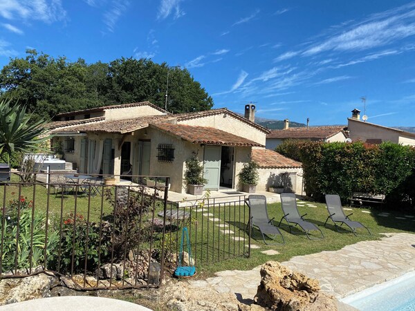 Family Home Ideal For Family Or Friends, Swimming Pool, Jacuzzi, Outdoor Games, Etc. - Grasse