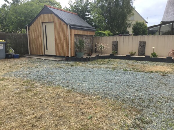 Maison Toute Rénovée\nidéalement Situé Pour Visiter La Côte Du Granit Rose - Lannion