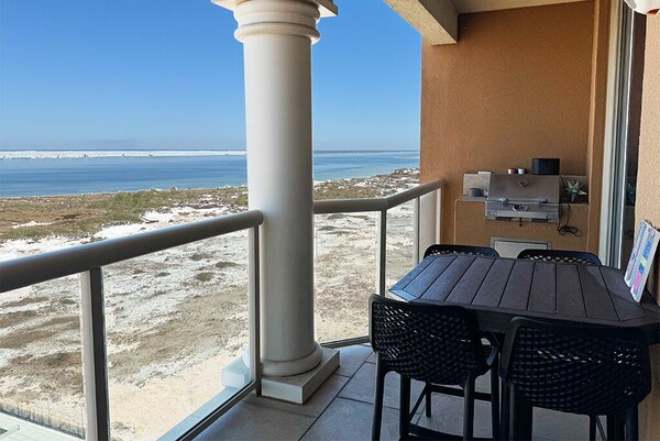 Charming 2-bedroom Portofino Condo, Amazing Views On Delightful Pensacola Beach - Pensacola