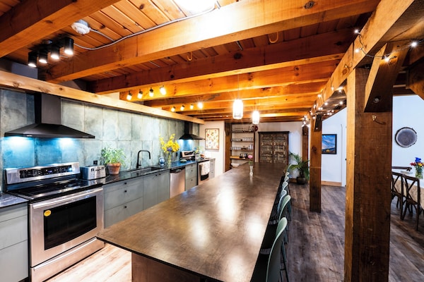 Tranquil Retreat @ The Seed Lodge: Nature, Comfort & Shared Serenity - Meaford