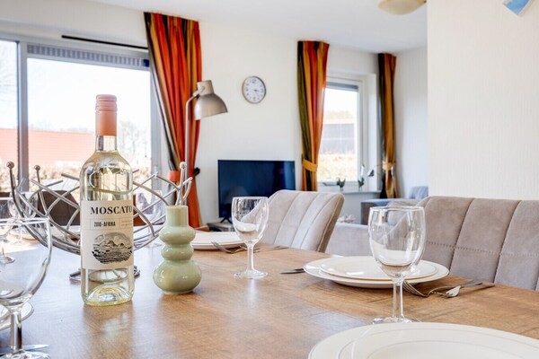 Cuckoo I Modern Home With Private Garden - Drenthe
