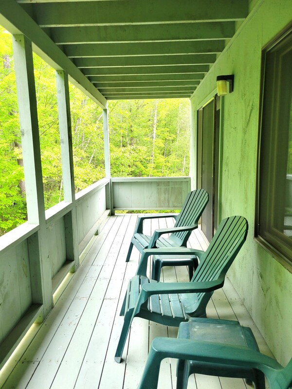 Official Seasons Rmc Condo 18d - 2 Bedrooms - Sleeps 4 - No Fees - New Hampshire (State)