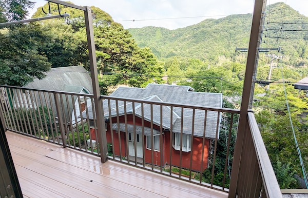 A Quiet House In The Mountains. It Is An 8-minute Drive From The Boathouse At Ine And A 25-minute Drive From Amanohashidate. There Is Also A Swimming Beach Nearby. - Japón