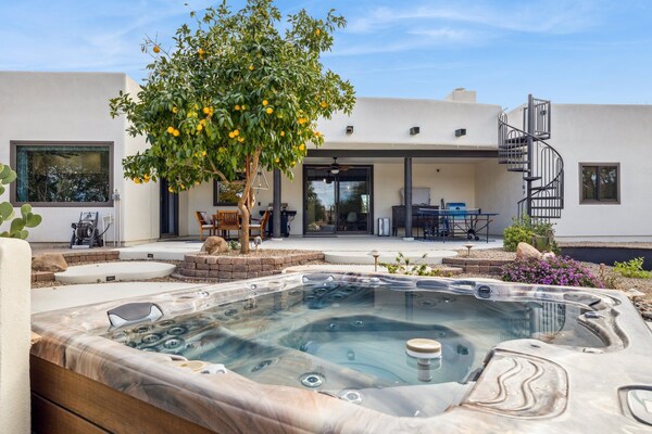 Private 4 Bed/4 Bath Estate In Cave Creek On 1.5 Acres - Phoenix, AZ