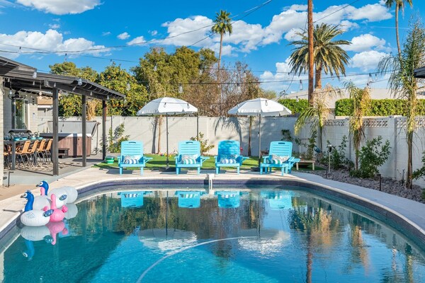 Luxury 1920s Speakeasy, Heated/cooled Pool, Hot Tub, Game Room, 5 Min Old Town! - Fountain Hills, AZ