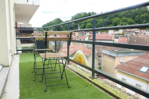The Skyfall : Superbe Appartement, Terrasse Et Parking - Longwy