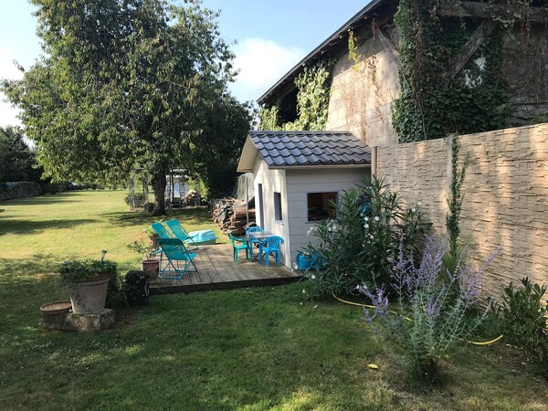 Maison Indépendante Avec Terrasse Et Parking Privatif - Châteauroux
