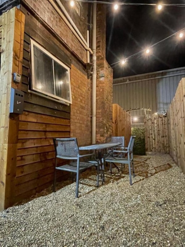 High Town Apartments | Just Steps From Luton Train Station - Aéroport de Londres Luton (LTN)