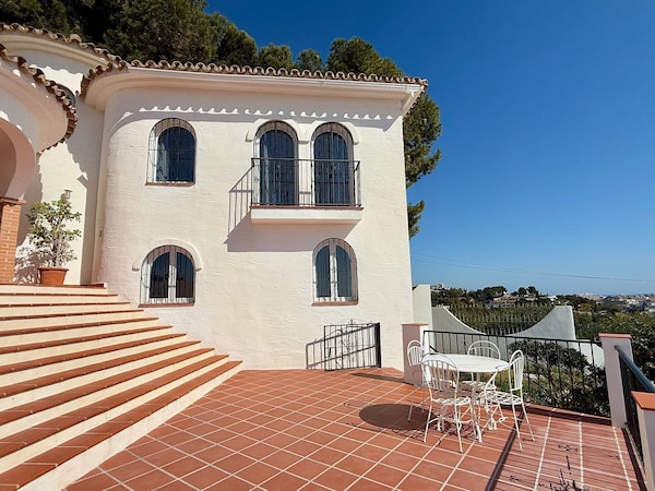 Villa Con Piscina Y Vistas De Ensueño - Benalmádena