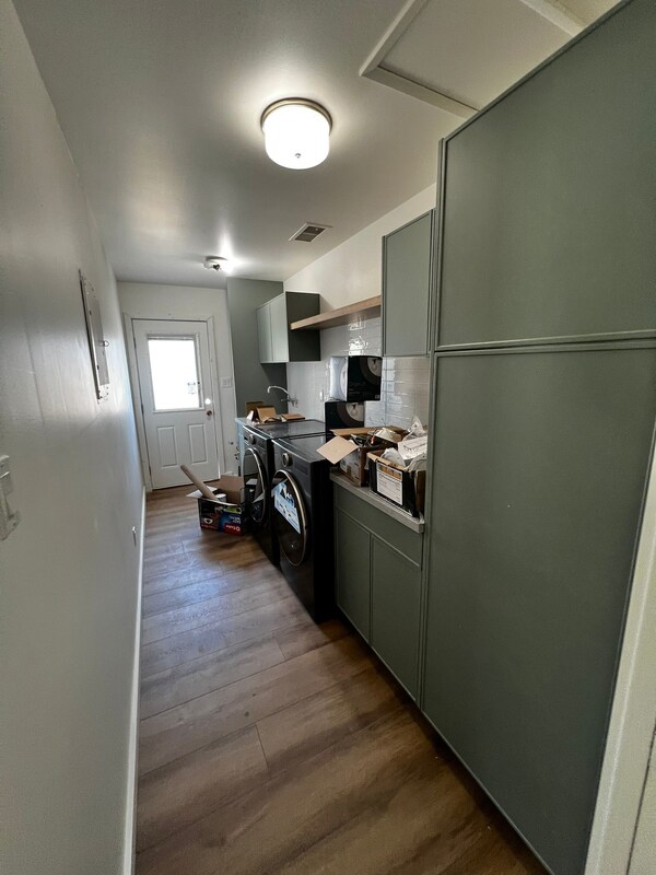 Newly Renovated Spacious 5-bedroom Home In Yuma With 2.3 Gig Fiberoptic Internet - Yuma, AZ