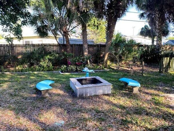 Charming 2-bedroom Space In Cocoa Beach Close To The Beach - Cocoa Beach, FL