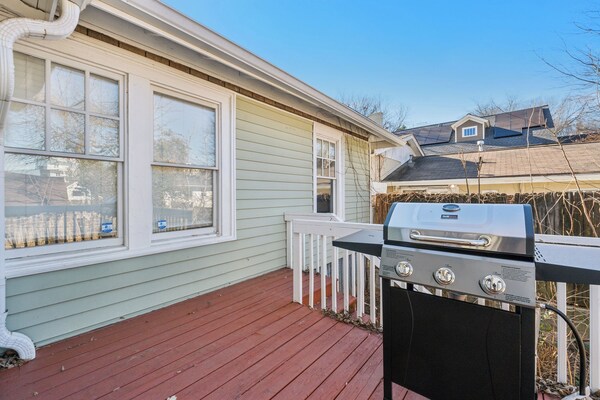 Family Getaway Near Zoo & Downtown Fun! Sleeps 10 - Decatur, GA